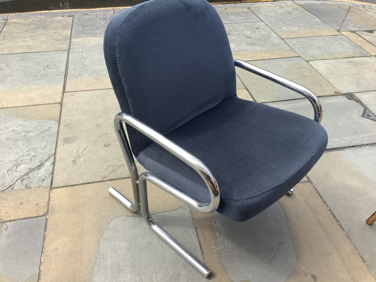 1970’s lounge chair – Bleu Furniture